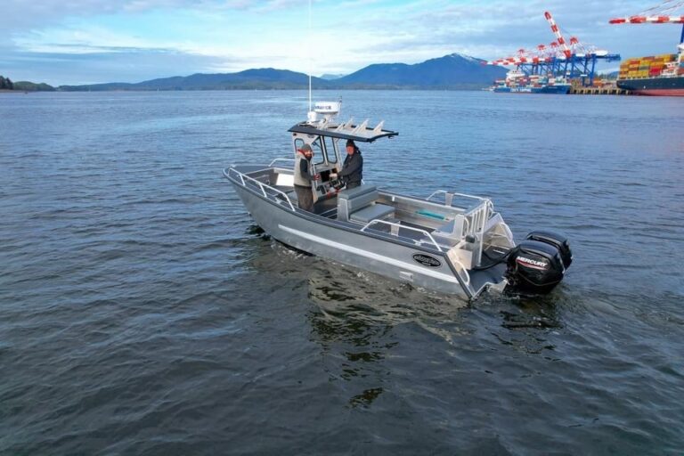 BRIDGEVIEW 22' CENTER CONSOLE - Bridgeview Marine